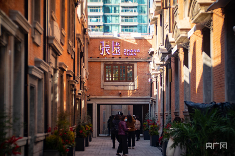 百年张园回归，打卡上海最大石库门建筑群_央广网