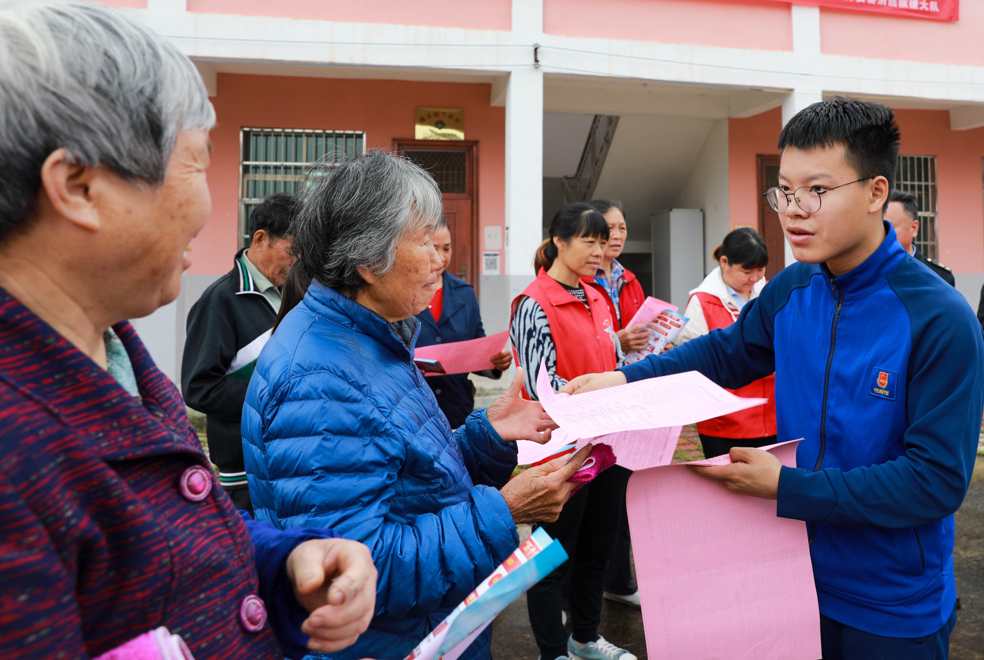 防灾减灾演练 共筑安全防线_央广网