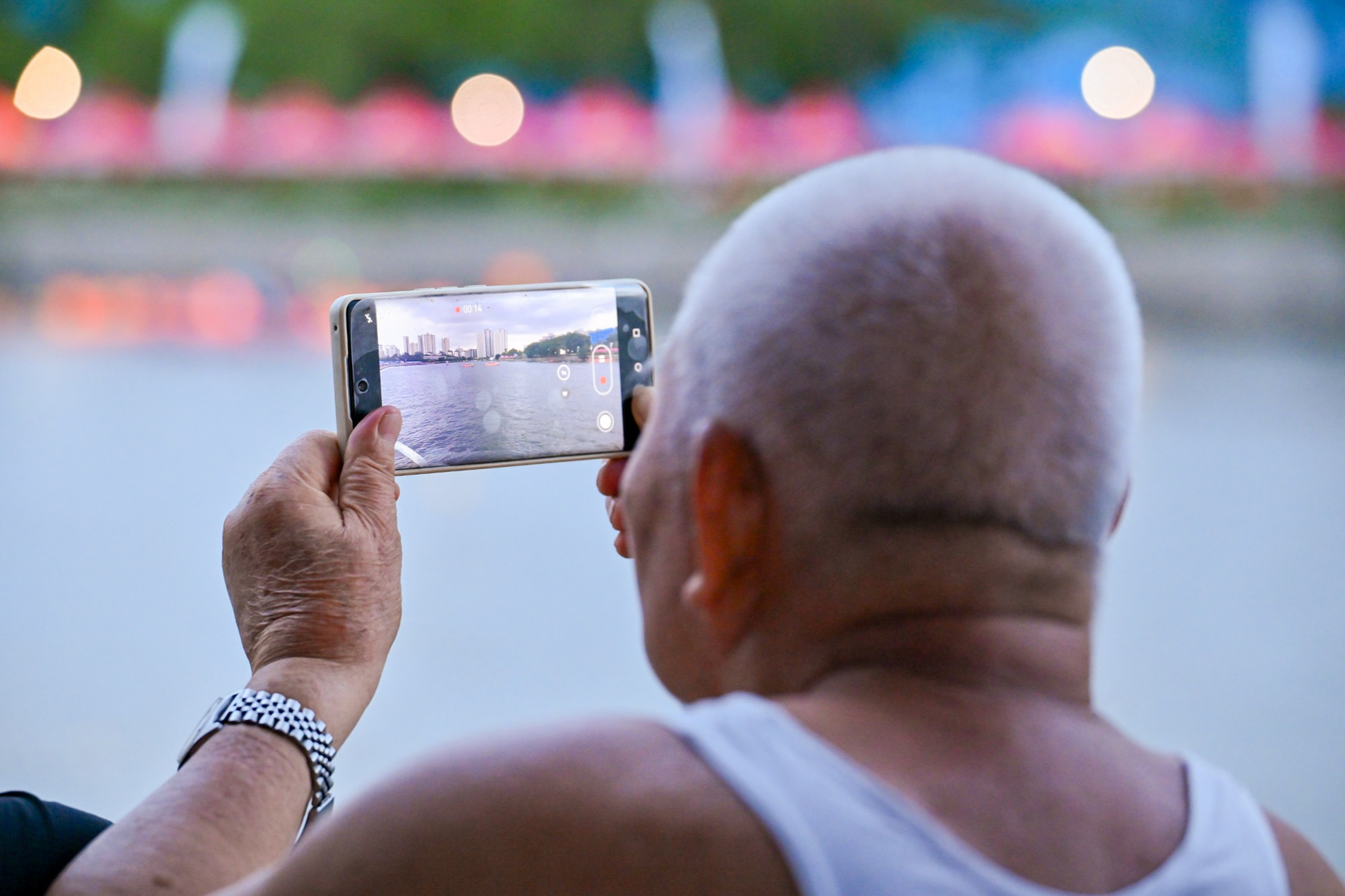 2024“海口杯”端午龙舟邀请赛火热开赛_央广网