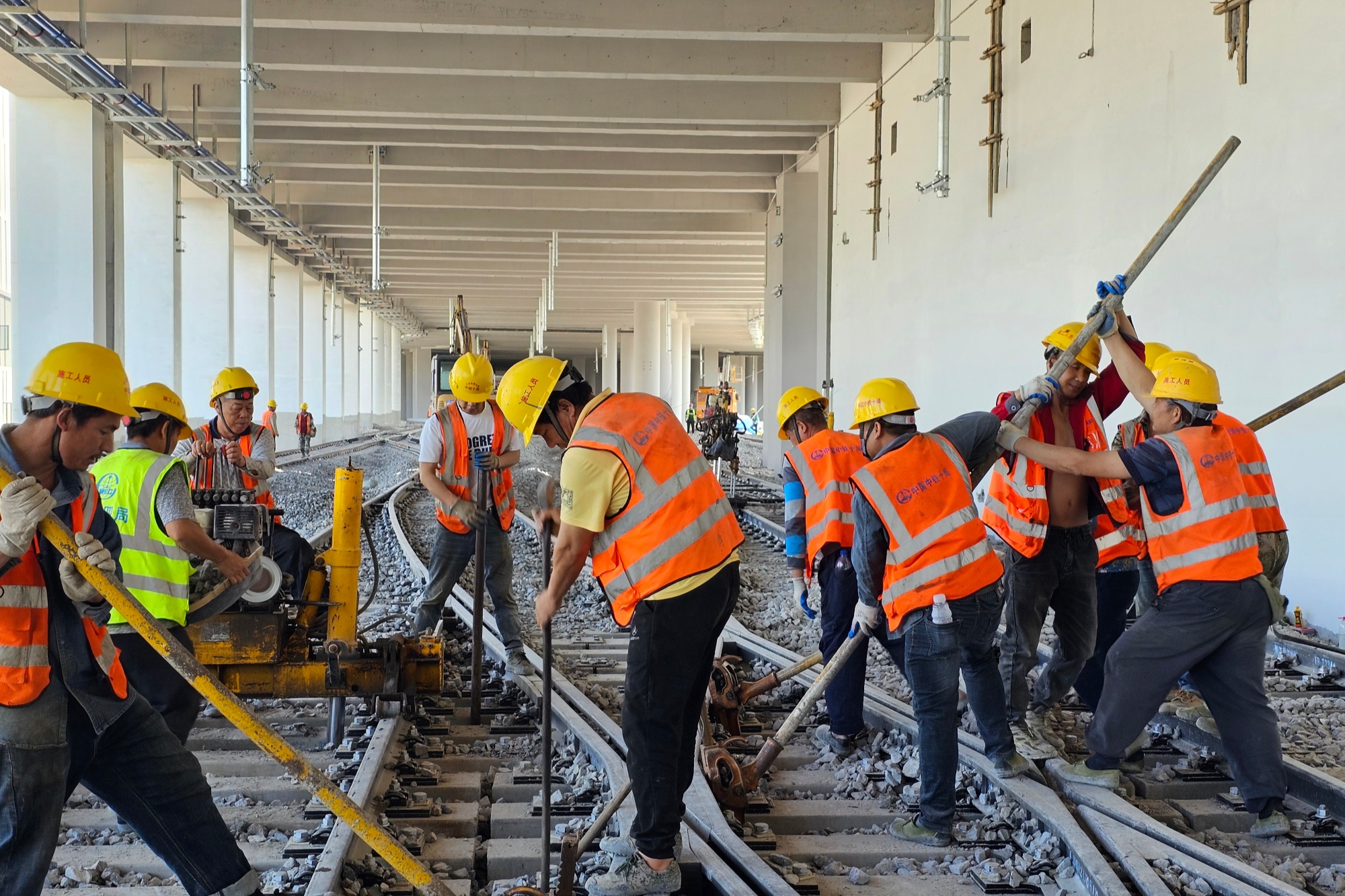 宁波轨道交通8号线全线动车调试_央广网