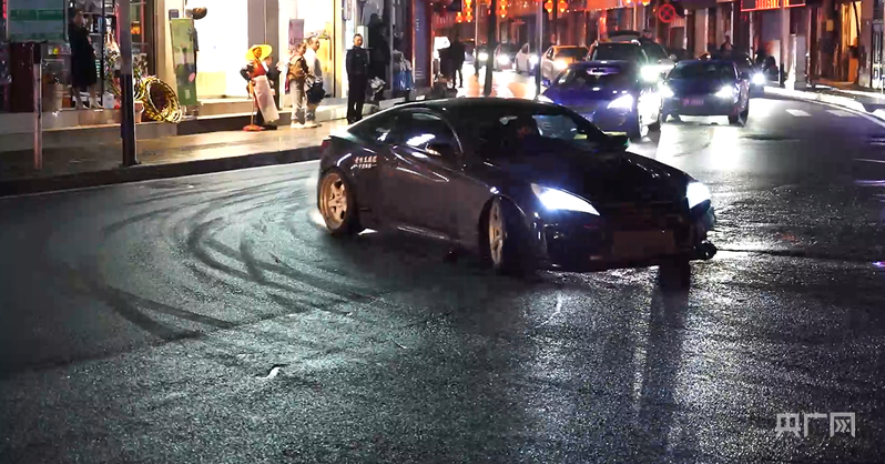 街头狂飙！贵州“村GT”赛事出圈 网友：上大分！_央广网