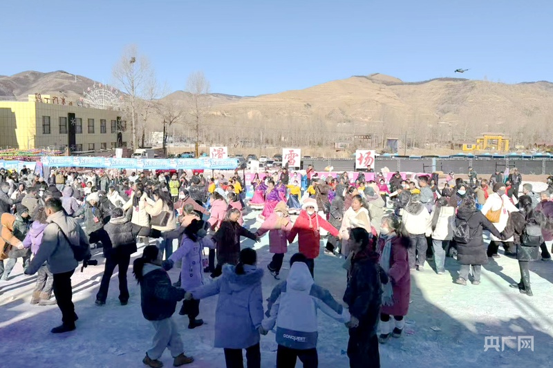 玩转“五彩缤纷的冬”！青海东峡冰雪旅游季启幕_央广网