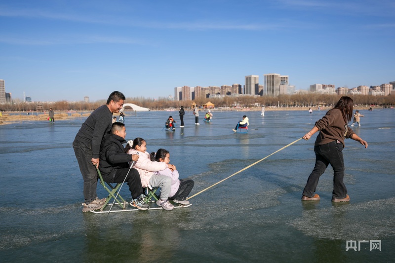 宝湖冰雪乐园欢乐开启_央广网