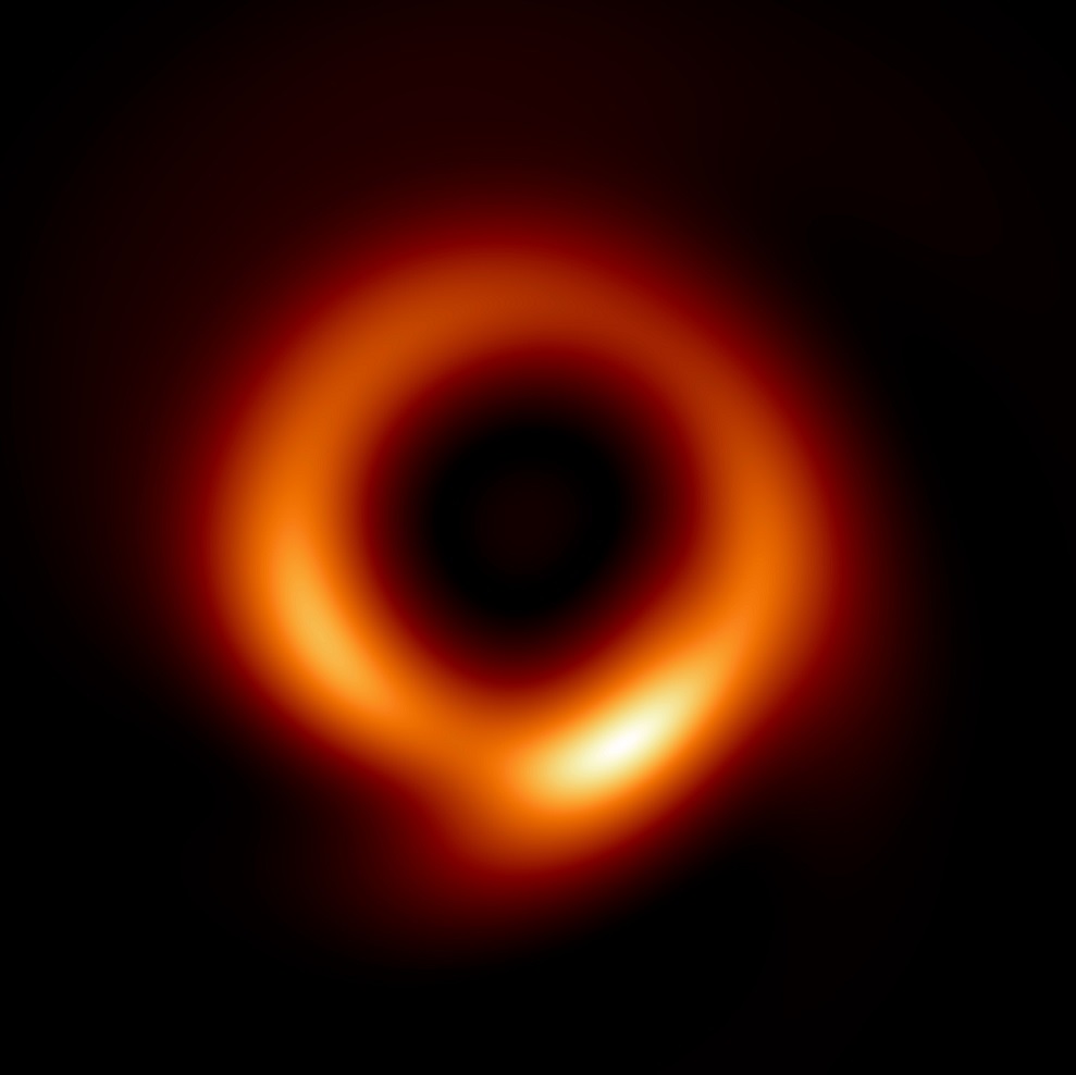 全分辨率M87黑洞图像生成_央广网