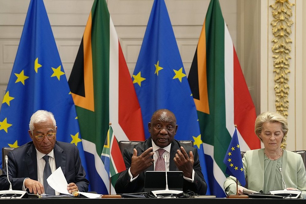 美国让欧盟和南非“越走越近” 专家称合作前景有限_央广网